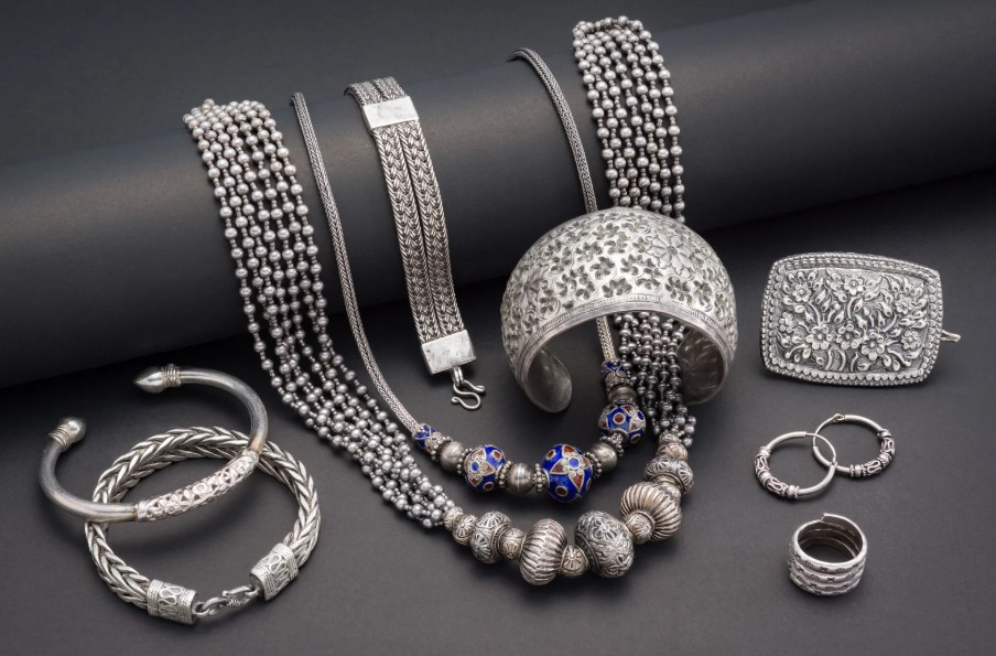 איך לנקות תכשיטים שהשחירו בקלות ובמהירות? - diamond- il